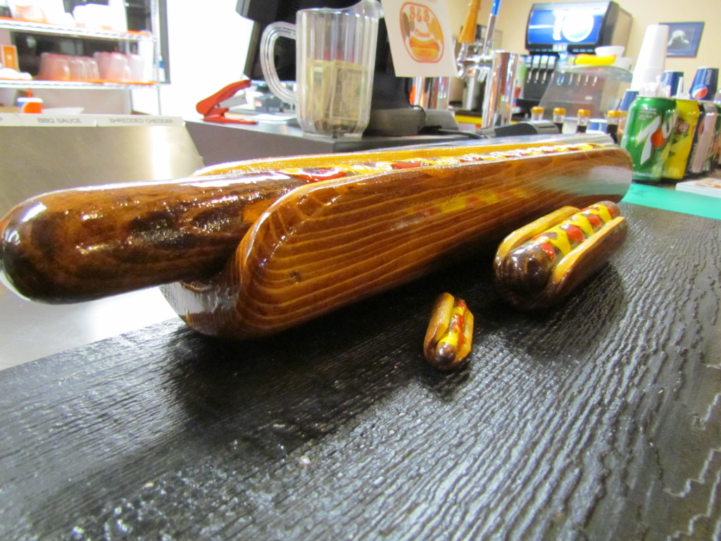 Hot dogs and toppings stand out at Bellevue's B&B Classic Dogs - The ...
